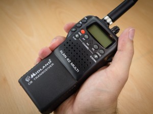 Das Alan 42 Multi CB Funkgerät im Video Review